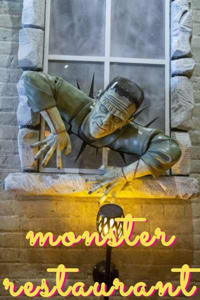 Read Monster Restaurant :: Chapter 4 Chat with Guests | Tapas Community